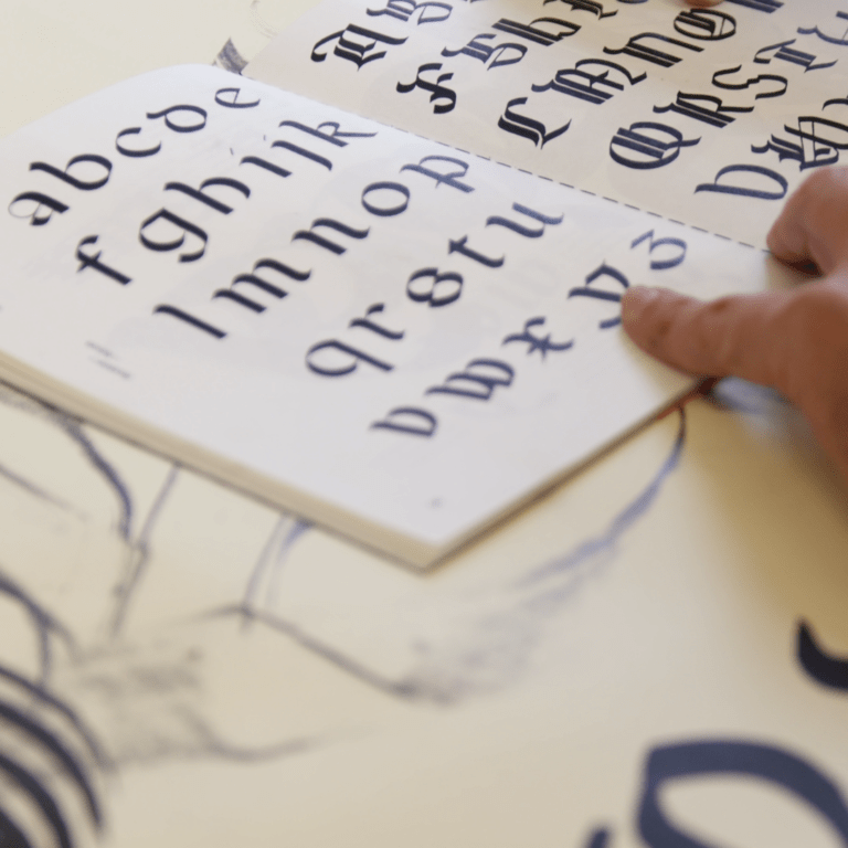 Rotunda Book - Blackletter Calligraphy Guides | 0.Itemzero